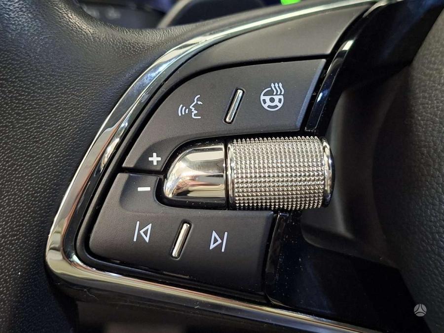 Grey Skoda Octavia 2023 in Kaunas, with an engine capacity of 1.50 L and mileage of 95 thousand km for 20700 €, photo 13 on AUTOMOTO.COM.LV