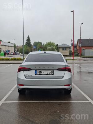 Pelēks Skoda Octavia 2023 Jēkabpils, ar dzinēja tilpumu 2.00 L un nobraukumu 147 tūkst. km par 15900 €, foto 4 vietnē AUTOMOTO.COM.LV