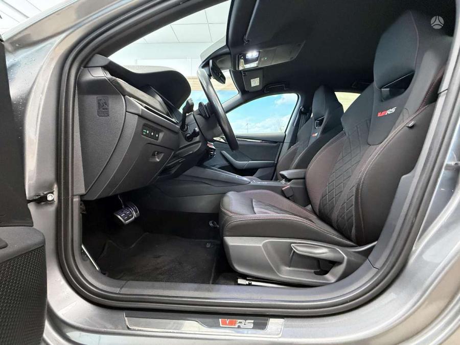 Pelēks Skoda Octavia 2023 Kauņa, ar dzinēja tilpumu 1.98 L un nobraukumu 173 tūkst. km par 19990 €, foto 20 vietnē AUTOMOTO.COM.LV
