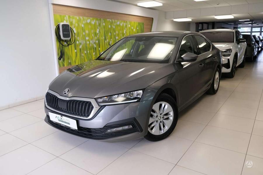 Pelēks Skoda Octavia 2023 Viļņa, ar dzinēja tilpumu 1.50 L un nobraukumu 126 tūkst. km par 18400 €, foto 1 vietnē AUTOMOTO.COM.LV