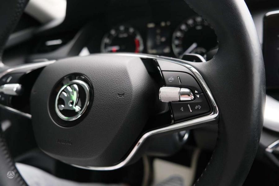 Pelēks Skoda Octavia 2023 Viļņa, ar dzinēja tilpumu 1.50 L un nobraukumu 126 tūkst. km par 18400 €, foto 19 vietnē AUTOMOTO.COM.LV