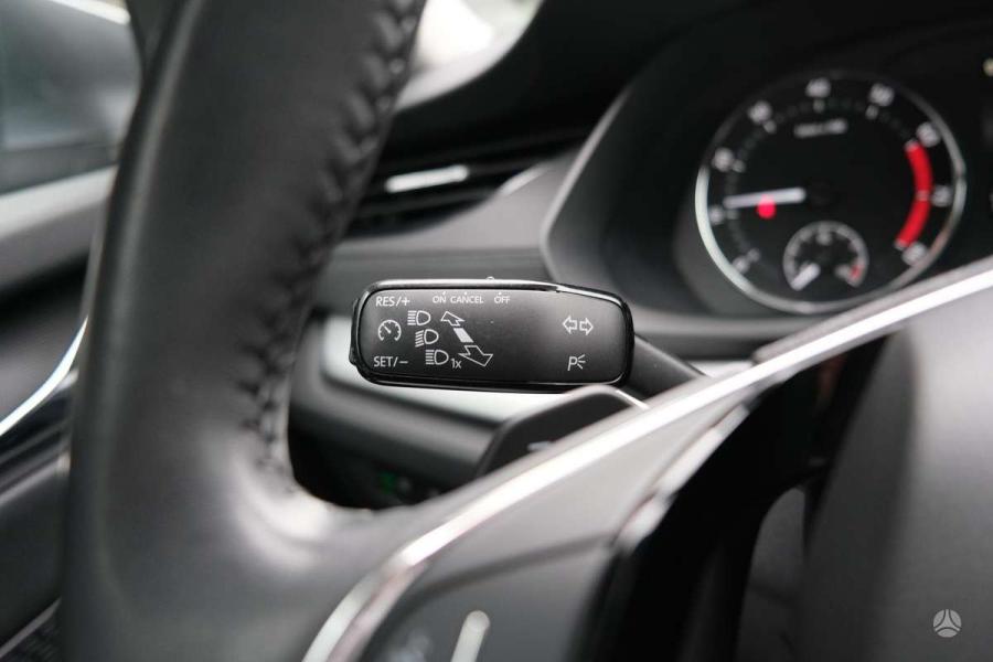 Pelēks Skoda Octavia 2023 Viļņa, ar dzinēja tilpumu 1.50 L un nobraukumu 126 tūkst. km par 18400 €, foto 22 vietnē AUTOMOTO.COM.LV