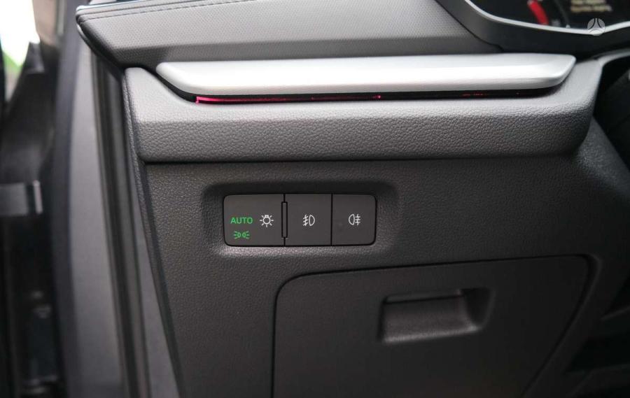Pelēks Skoda Octavia 2023 Viļņa, ar dzinēja tilpumu 1.50 L un nobraukumu 126 tūkst. km par 18400 €, foto 23 vietnē AUTOMOTO.COM.LV