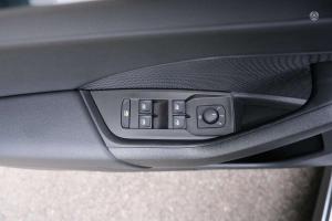 Pelēks Skoda Octavia 2023 Viļņa, ar dzinēja tilpumu 1.50 L un nobraukumu 126 tūkst. km par 18400 €, foto 24 vietnē AUTOMOTO.COM.LV