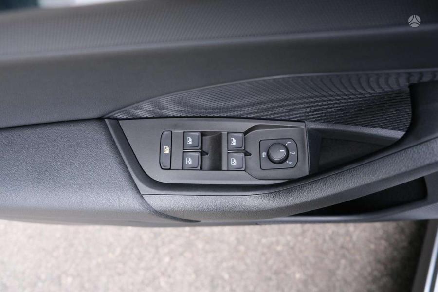 Pelēks Skoda Octavia 2023 Viļņa, ar dzinēja tilpumu 1.50 L un nobraukumu 126 tūkst. km par 18400 €, foto 24 vietnē AUTOMOTO.COM.LV