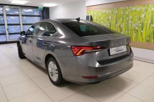Pelēks Skoda Octavia 2023 Viļņa, ar dzinēja tilpumu 1.97 L un nobraukumu 151 tūkst. km par 16100 €, foto 5 vietnē AUTOMOTO.COM.LV