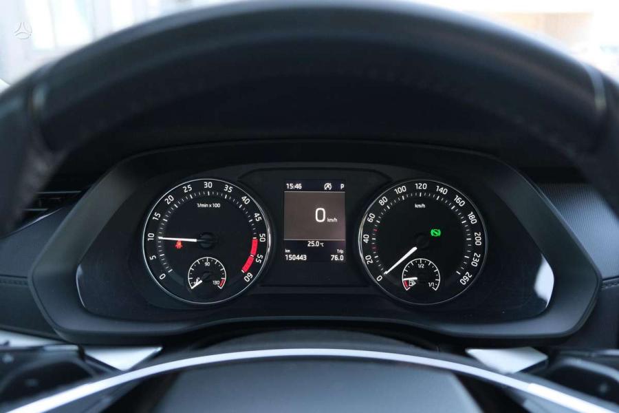 Pelēks Skoda Octavia 2023 Viļņa, ar dzinēja tilpumu 1.97 L un nobraukumu 151 tūkst. km par 16100 €, foto 7 vietnē AUTOMOTO.COM.LV