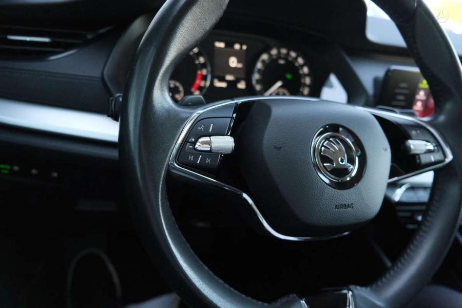 Pelēks Skoda Octavia 2023 Viļņa, ar dzinēja tilpumu 1.97 L un nobraukumu 151 tūkst. km par 16100 €, foto 17 vietnē AUTOMOTO.COM.LV