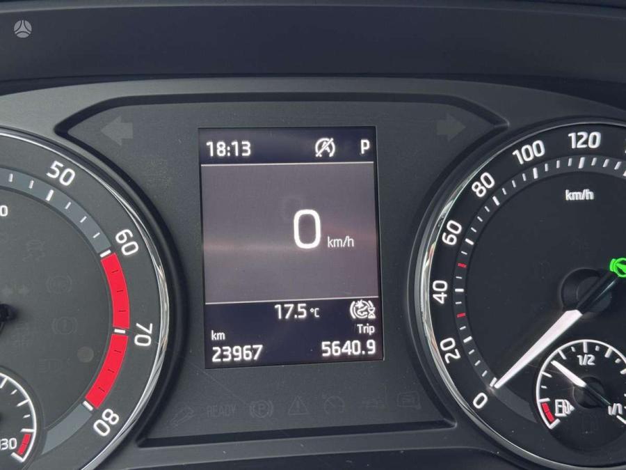 Серый Шкода Октавия 2023 в Вильнюс, объемом двигателя 1.50 л и пробегом 24 тыс. км за 21500 €, фото 12 на AUTOMOTO.COM.LV