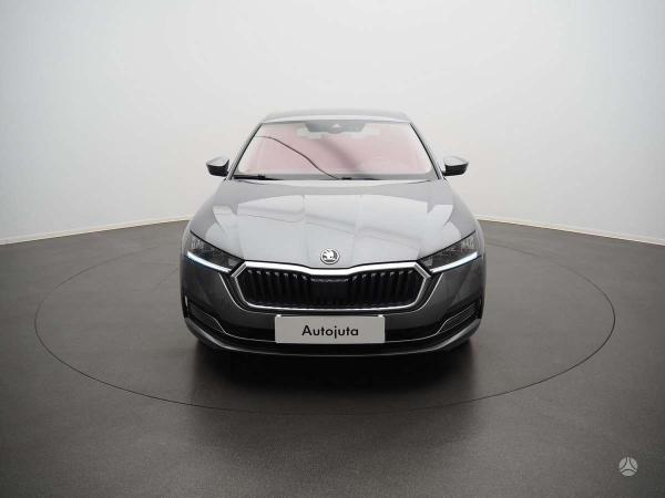 Pelēks Skoda Octavia 2023 Viļņa, ar dzinēja tilpumu 1.50 L un nobraukumu 149 tūkst. km par 15700 €, foto 3 vietnē AUTOMOTO.COM.LV
