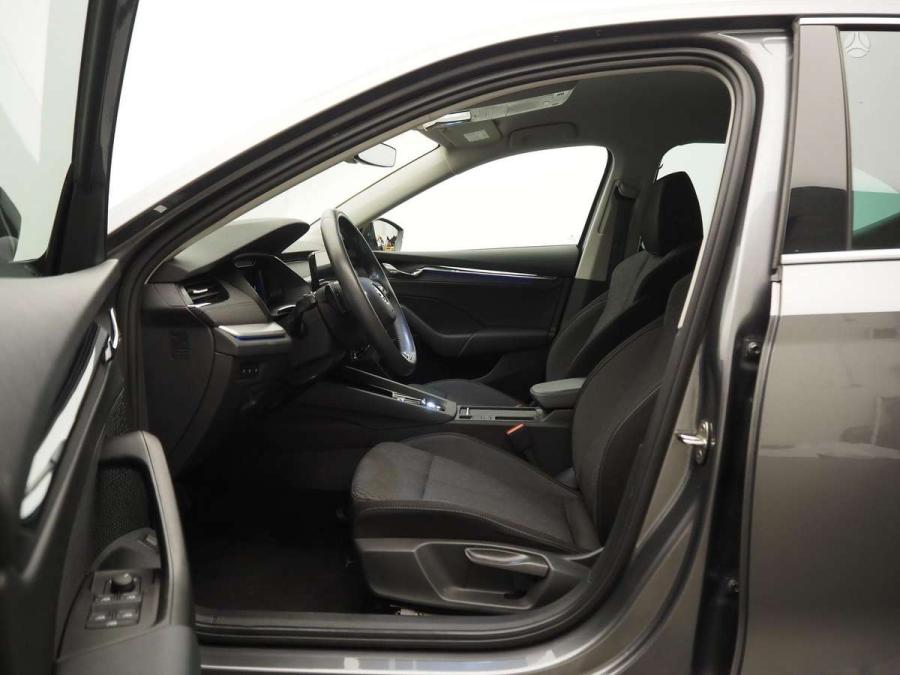 Grey Skoda Octavia 2023 in Vilnius, with an engine capacity of 1.50 L and mileage of 149 thousand km for 15700 €, photo 12 on AUTOMOTO.COM.LV