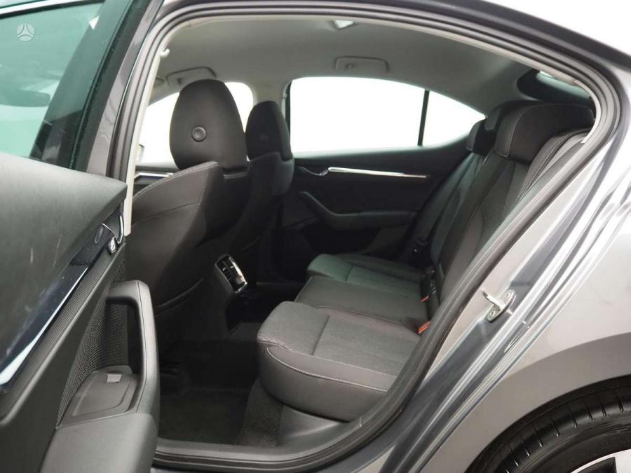 Grey Skoda Octavia 2023 in Vilnius, with an engine capacity of 1.50 L and mileage of 149 thousand km for 15700 €, photo 16 on AUTOMOTO.COM.LV