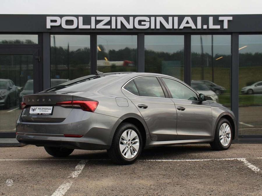 Pelēks Skoda Octavia 2023 Viļņa, ar dzinēja tilpumu 1.97 L un nobraukumu 165 tūkst. km par 17500 €, foto 5 vietnē AUTOMOTO.COM.LV