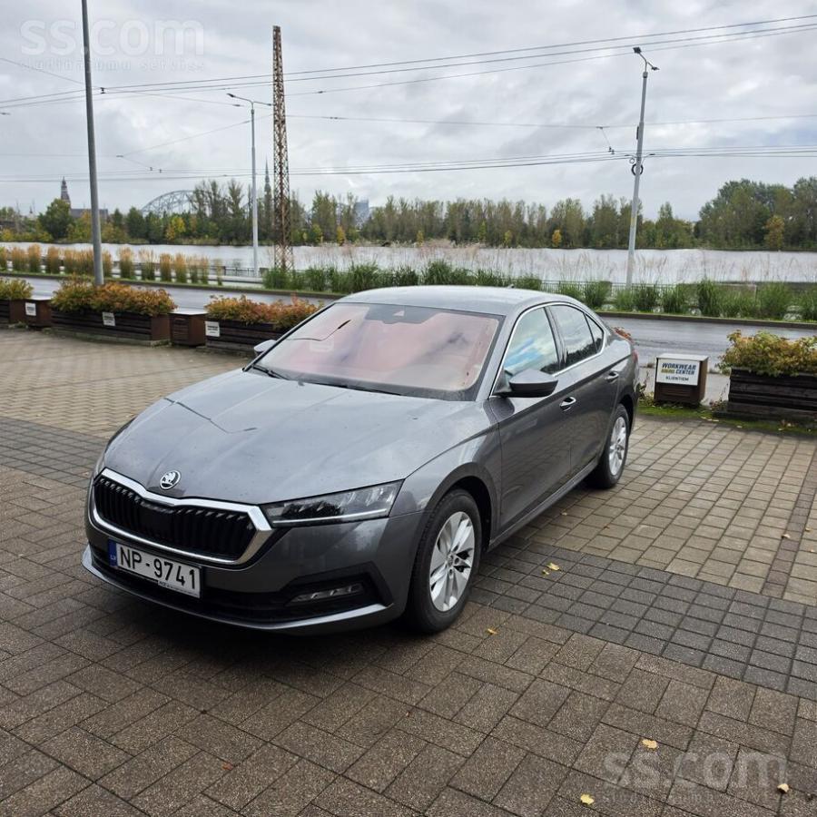 Pelēks Skoda Octavia 2023 Rīga, ar dzinēja tilpumu 2.00 L un nobraukumu 20 tūkst. km par 18900 €, foto 1 vietnē AUTOMOTO.COM.LV