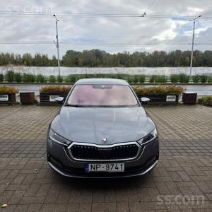 Pelēks Skoda Octavia 2023 Rīga, ar dzinēja tilpumu 2.00 L un nobraukumu 20 tūkst. km par 18900 €, foto 3 vietnē AUTOMOTO.COM.LV