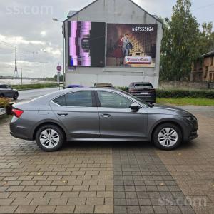 Pelēks Skoda Octavia 2023 Rīga, ar dzinēja tilpumu 2.00 L un nobraukumu 20 tūkst. km par 18900 €, foto 5 vietnē AUTOMOTO.COM.LV