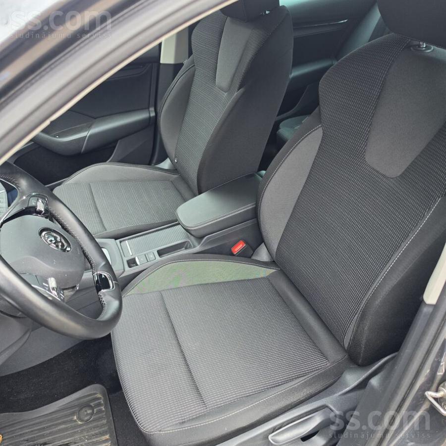 Pelēks Skoda Octavia 2023 Rīga, ar dzinēja tilpumu 2.00 L un nobraukumu 20 tūkst. km par 18900 €, foto 12 vietnē AUTOMOTO.COM.LV