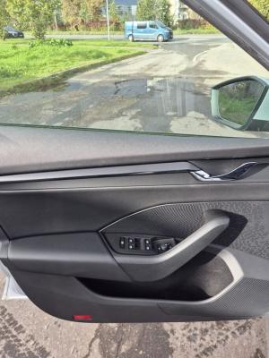 Pelēks Skoda Octavia 2023 Rīga, ar dzinēja tilpumu 2.00 L un nobraukumu 147 tūkst. km par 15990 €, foto 20 vietnē AUTOMOTO.COM.LV