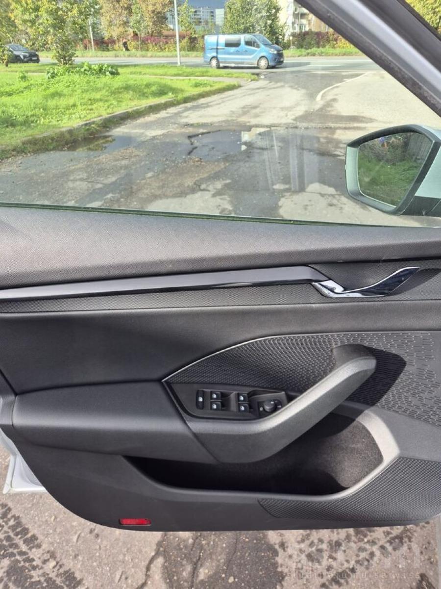 Pelēks Skoda Octavia 2023 Rīga, ar dzinēja tilpumu 2.00 L un nobraukumu 147 tūkst. km par 15990 €, foto 20 vietnē AUTOMOTO.COM.LV