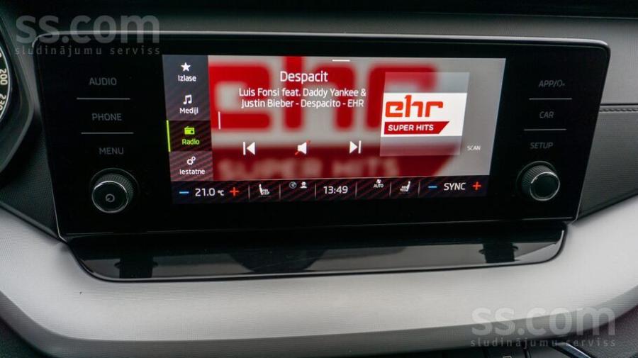Grey Skoda Octavia 2023 in Riga, with an engine capacity of 2.00 L and mileage of 147 thousand km for 15990 €, photo 18 on AUTOMOTO.COM.LV