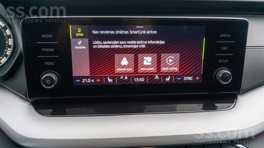 Grey Skoda Octavia 2023 in Riga, with an engine capacity of 2.00 L and mileage of 147 thousand km for 15990 €, photo 21 on AUTOMOTO.COM.LV