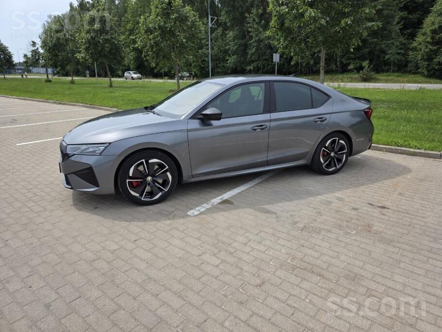 Pelēks Skoda Octavia 2024 Rīga, ar dzinēja tilpumu 2.00 L un nobraukumu 18 tūkst. km par 29500 €, foto 6 vietnē AUTOMOTO.COM.LV