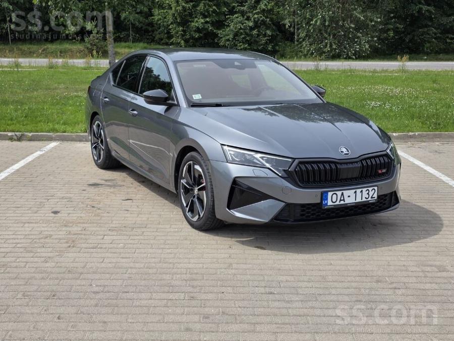 Pelēks Skoda Octavia 2024 Rīga, ar dzinēja tilpumu 2.00 L un nobraukumu 18 tūkst. km par 29500 €, foto 10 vietnē AUTOMOTO.COM.LV