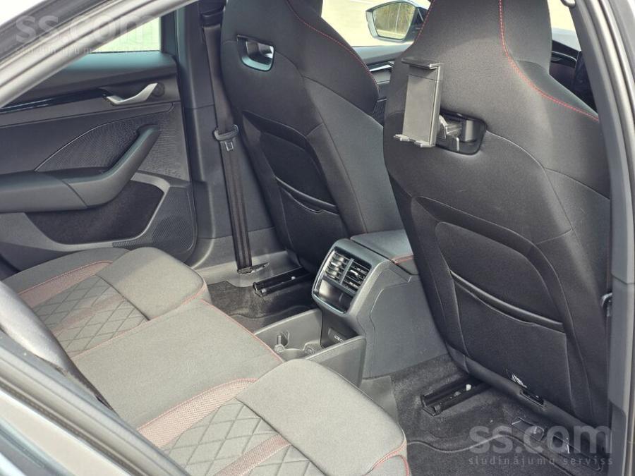 Pelēks Skoda Octavia 2024 Rīga, ar dzinēja tilpumu 2.00 L un nobraukumu 18 tūkst. km par 29500 €, foto 14 vietnē AUTOMOTO.COM.LV