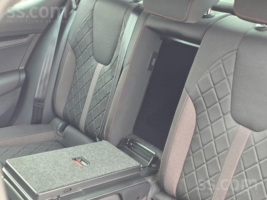 Pelēks Skoda Octavia 2024 Rīga, ar dzinēja tilpumu 2.00 L un nobraukumu 18 tūkst. km par 29500 €, foto 16 vietnē AUTOMOTO.COM.LV