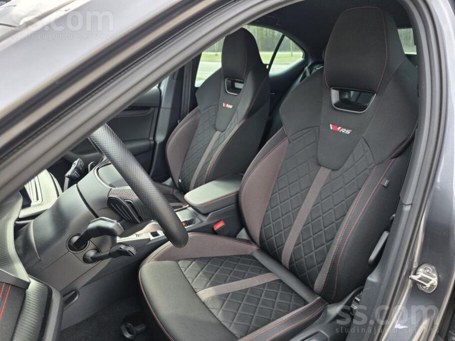 Pelēks Skoda Octavia 2024 Rīga, ar dzinēja tilpumu 2.00 L un nobraukumu 18 tūkst. km par 29500 €, foto 17 vietnē AUTOMOTO.COM.LV