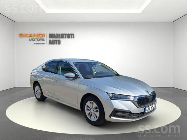 Pelēks Skoda Octavia 2024 Rīga, ar dzinēja tilpumu 2.00 L un nobraukumu 24 tūkst. km par 20990 €, foto 8 vietnē AUTOMOTO.COM.LV