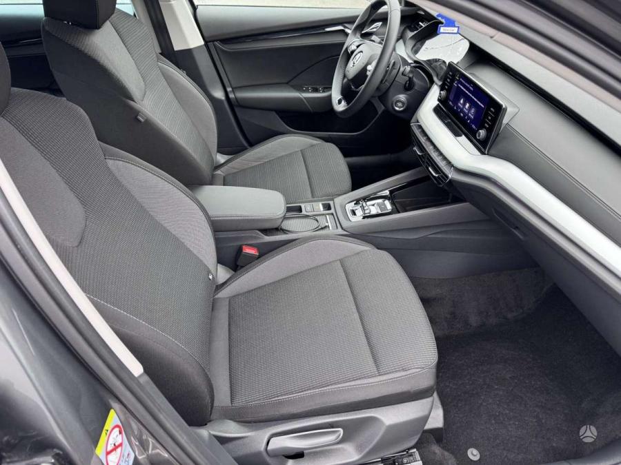 Pelēks Skoda Octavia 2024 Viļņa, ar dzinēja tilpumu 1.50 L un nobraukumu 33 tūkst. km par 22500 €, foto 8 vietnē AUTOMOTO.COM.LV