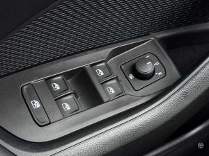 Pelēks Skoda Octavia 2024 Viļņa, ar dzinēja tilpumu 1.50 L un nobraukumu 33 tūkst. km par 22500 €, foto 24 vietnē AUTOMOTO.COM.LV