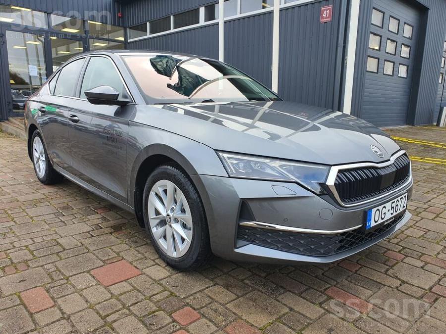 Grey Skoda Octavia 2025 in Jelgava, with an engine capacity of 2.00 L and mileage of 37 thousand km for 26700 €, photo 1 on AUTOMOTO.COM.LV