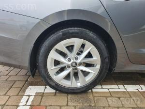 Grey Skoda Octavia 2025 in Jelgava, with an engine capacity of 2.00 L and mileage of 37 thousand km for 26700 €, photo 8 on AUTOMOTO.COM.LV