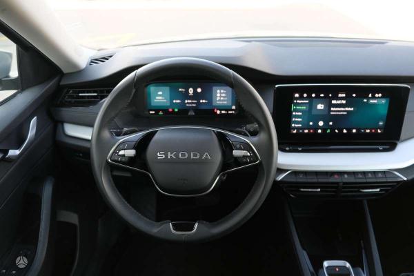 Pelēks Skoda Octavia 2025 Viļņa, ar dzinēja tilpumu 1.50 L un nobraukumu 42 tūkst. km par 23500 €, foto 5 vietnē AUTOMOTO.COM.LV