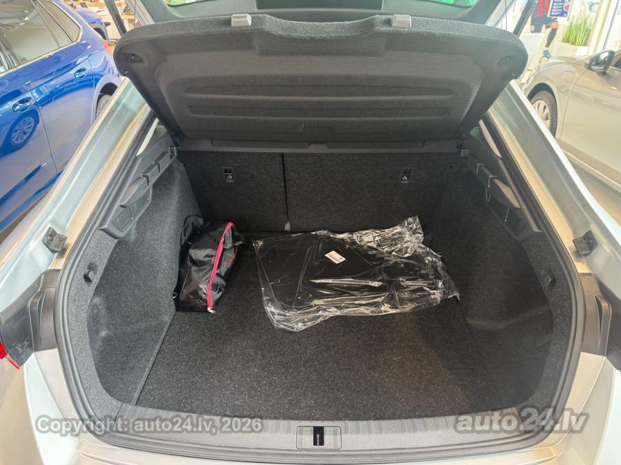 Pelēks Skoda Octavia 2026 Paide, ar dzinēja tilpumu 0.00 L un nobraukumu 3 tūkst. km par 26930 €, foto 11 vietnē AUTOMOTO.COM.LV