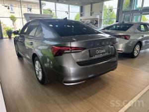 Pelēks Skoda Octavia 2026 Valmiera, ar dzinēja tilpumu 1.50 L un nobraukumu 5 tūkst. km par 24060 €, foto 5 vietnē AUTOMOTO.COM.LV