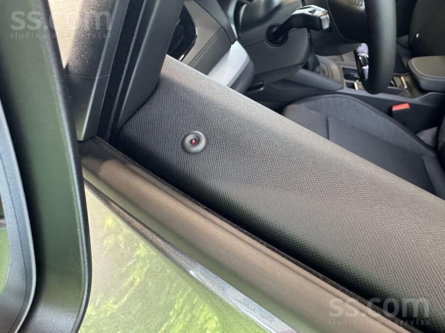 Pelēks Skoda Octavia 2026 Valmiera, ar dzinēja tilpumu 1.50 L un nobraukumu 5 tūkst. km par 24060 €, foto 22 vietnē AUTOMOTO.COM.LV