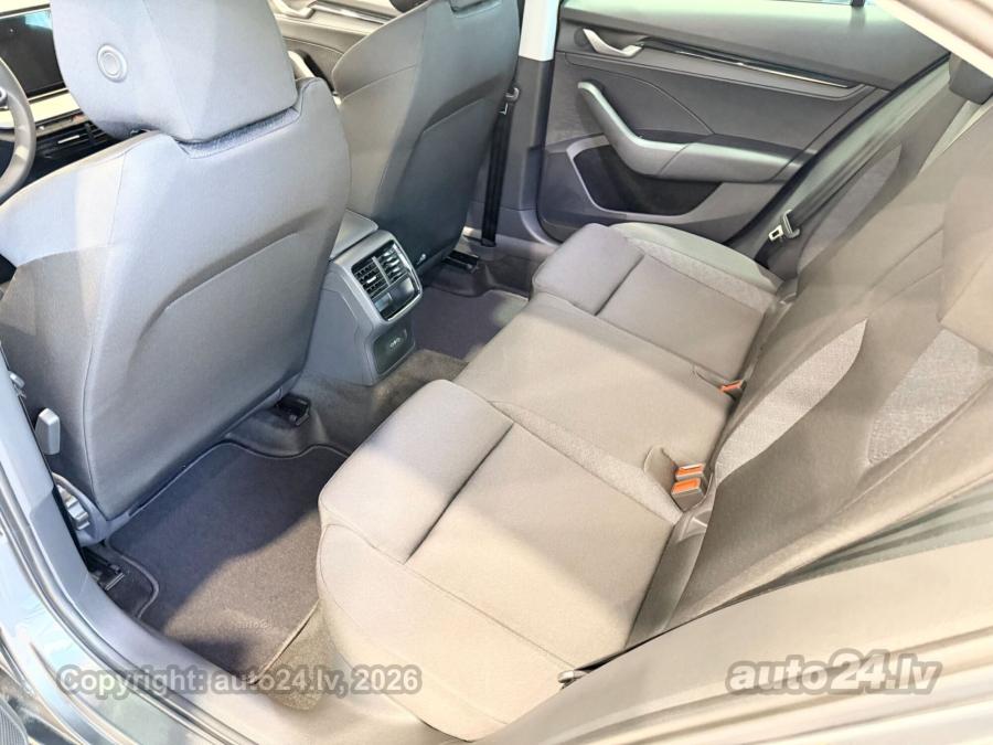 Grey Skoda Octavia 2026 in Viljandi, with an engine capacity of 1.50 L and mileage of 0 thousand km for 25990 €, photo 12 on AUTOMOTO.COM.LV
