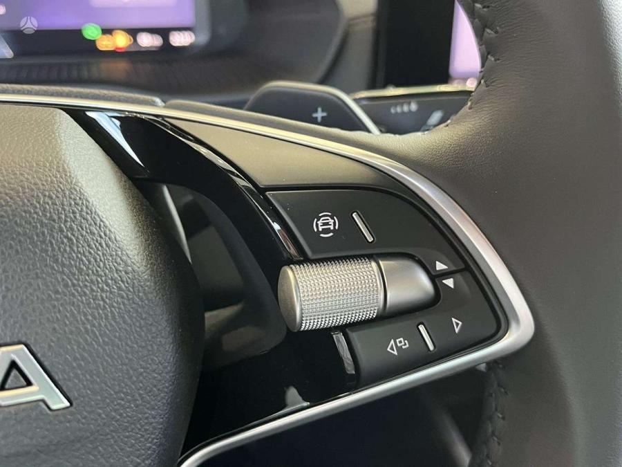 Grey Skoda Octavia 2026 in Kaunas, with an engine capacity of 1.50 L and mileage of 0 thousand km for 25290 €, photo 18 on AUTOMOTO.COM.LV