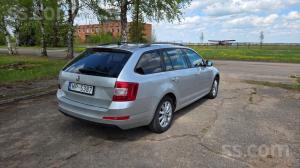Grey Skoda Octavia 2014 in Jurmala, with an engine capacity of 1.60 L and mileage of 250 thousand km for 5500 €, photo 7 on AUTOMOTO.COM.LV