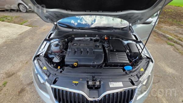 Grey Skoda Octavia 2014 in Jurmala, with an engine capacity of 1.60 L and mileage of 250 thousand km for 5500 €, photo 8 on AUTOMOTO.COM.LV