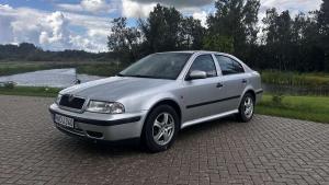 Grey Skoda Octavia 1998 in Utena, with an engine capacity of 1.60 L and mileage of 206 thousand km for 1550 €, photo  on AUTOMOTO.COM.LV