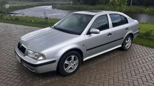 Grey Skoda Octavia 1998 in Utena, with an engine capacity of 1.60 L and mileage of 206 thousand km for 1550 €, photo 4 on AUTOMOTO.COM.LV