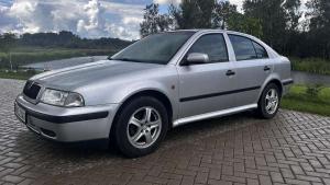 Grey Skoda Octavia 1998 in Utena, with an engine capacity of 1.60 L and mileage of 206 thousand km for 1550 €, photo 5 on AUTOMOTO.COM.LV