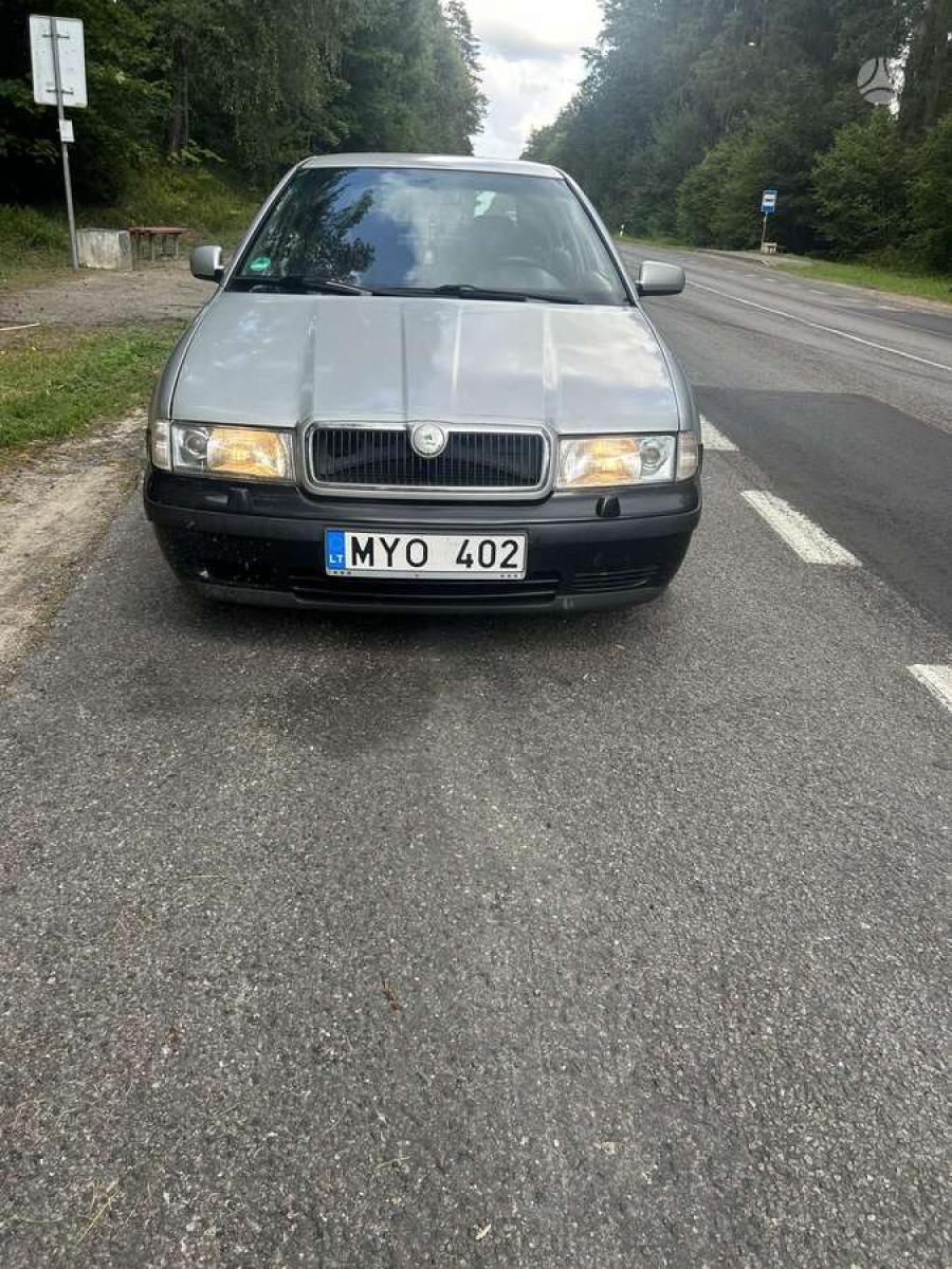 Grey Skoda Octavia 2000 in Prienai, with an engine capacity of 1.90 L and mileage of 388 thousand km for 1000 €, photo 3 on AUTOMOTO.COM.LV