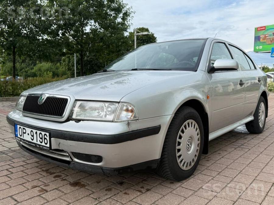 Grey Skoda Octavia 2000 in Riga, with an engine capacity of 1.60 L and mileage of 0 thousand km for 2300 €, photo 3 on AUTOMOTO.COM.LV