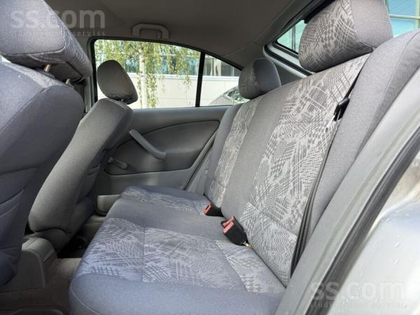 Pelēks Skoda Octavia 2000 Rīga, ar dzinēja tilpumu 1.60 L un nobraukumu 0 tūkst. km par 2300 €, foto 9 vietnē AUTOMOTO.COM.LV