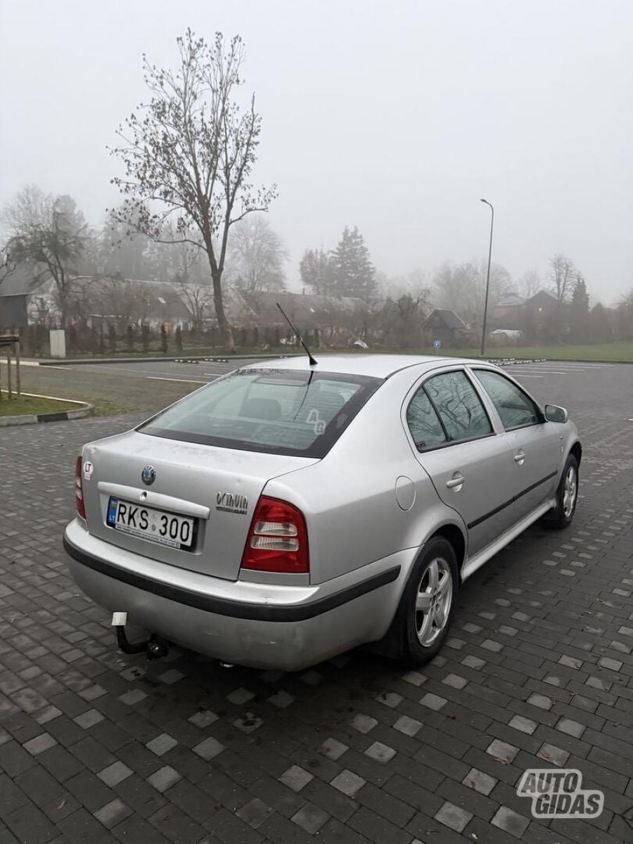 Pelēks Skoda Octavia 2002 Kauņa, ar dzinēja tilpumu 2.00 L un nobraukumu 285 tūkst. km par 799 €, foto 5 vietnē AUTOMOTO.COM.LV
